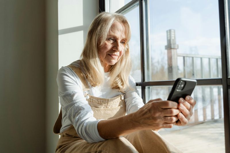 12 Little Things Baby Boomers Do That Melt Our Hearts