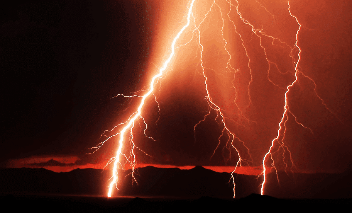 Satellites Capture Record-Breaking Lightning Flash Stretching Over 500 ...