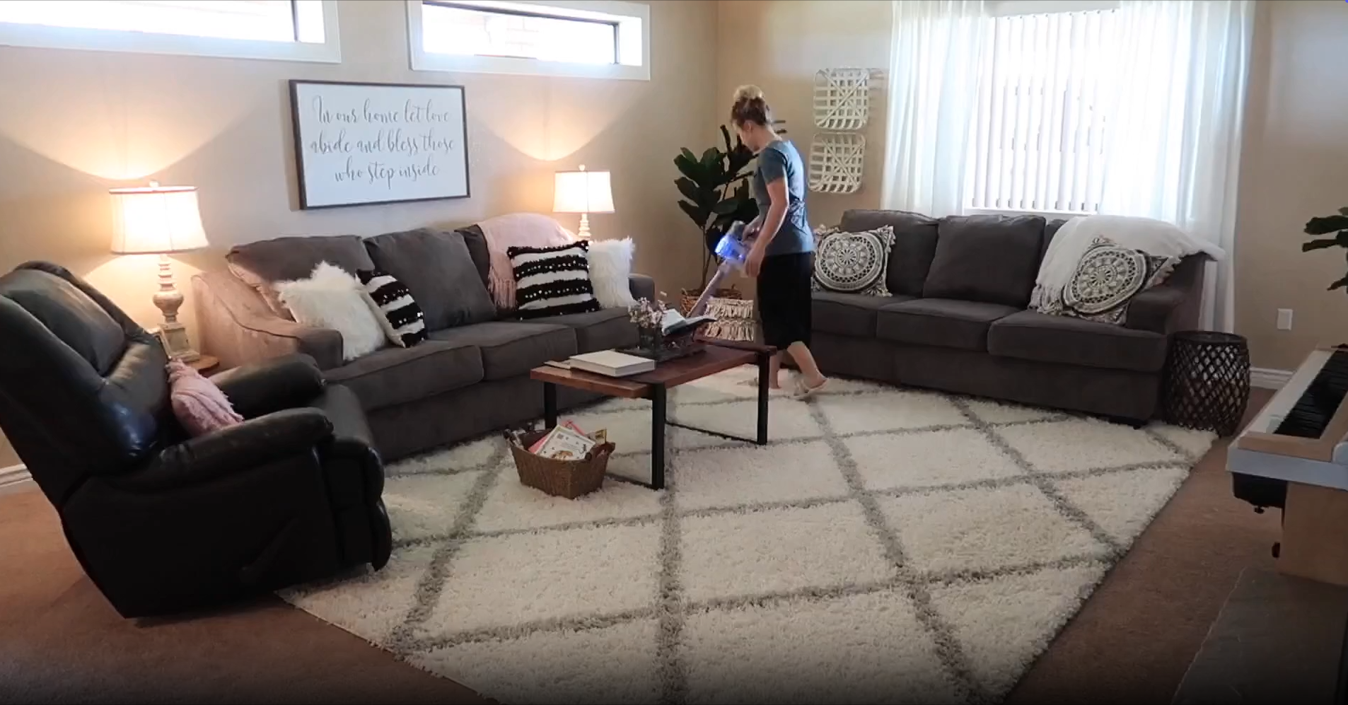 I tackled my messy house in one day! 🧹