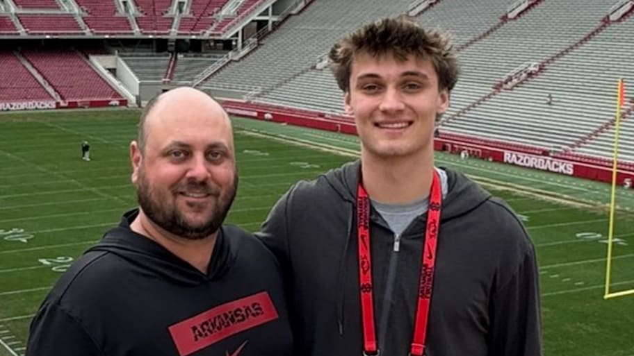 2026 TE Kade Bush Lands with West Virginia After Decommitting from Arkansas