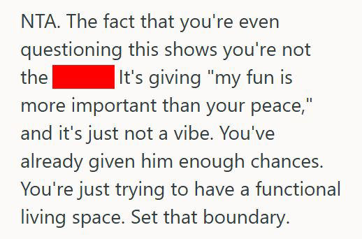 College Student Shares A Thin Wall With A Neighbor Who Plays Loud Music ...