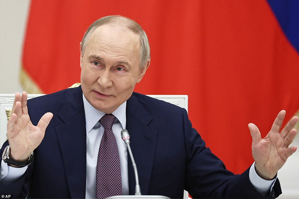 Putin issues warning over US Tomahawk missiles