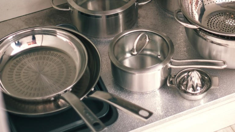 The Paper Plate Trick That Keeps Your Pans In Perfect Condition