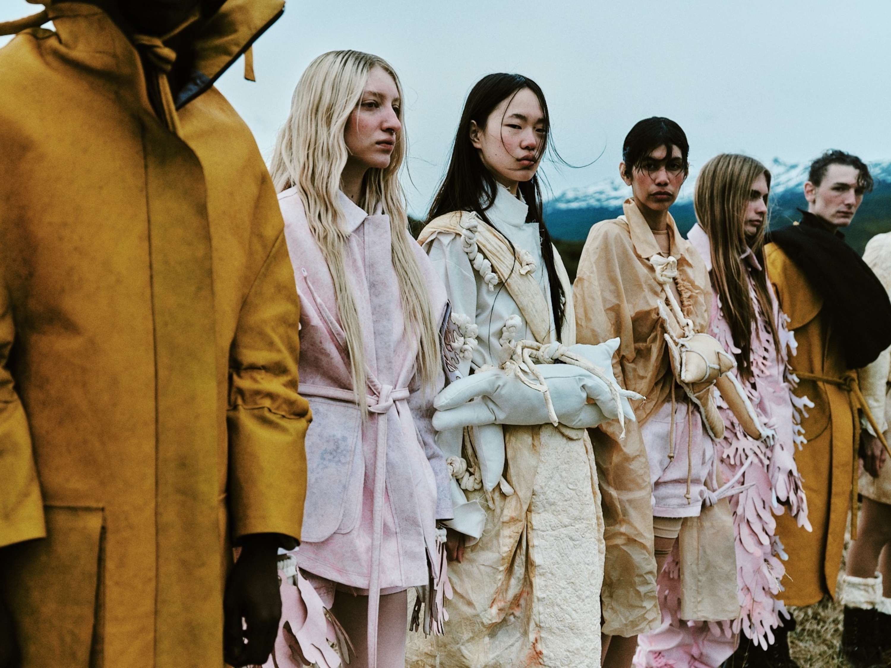 “Fin del mundo. Principio de todo”: Esta colección amplifica su ...