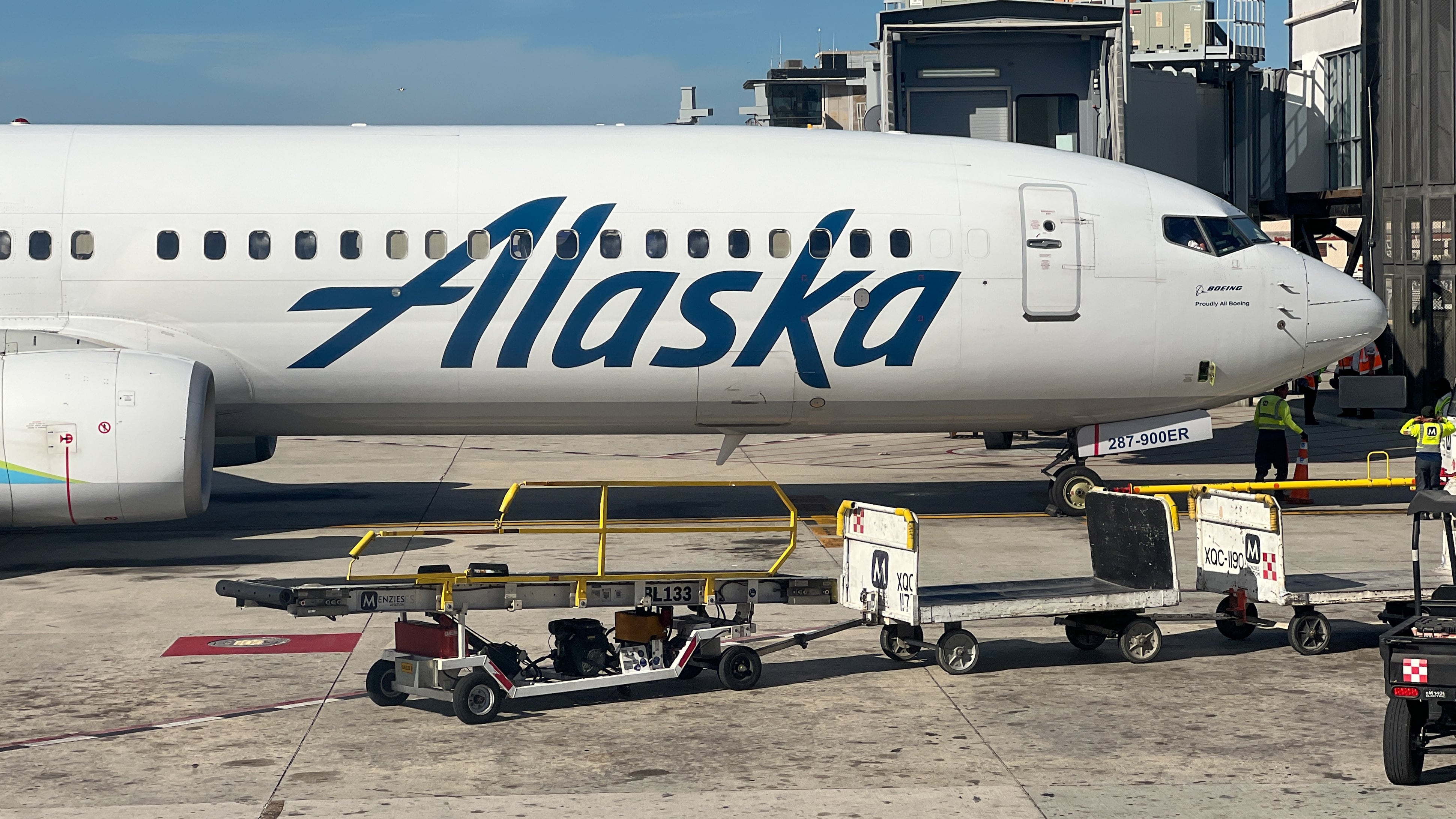 Alaska Airlines customers unable to access accounts