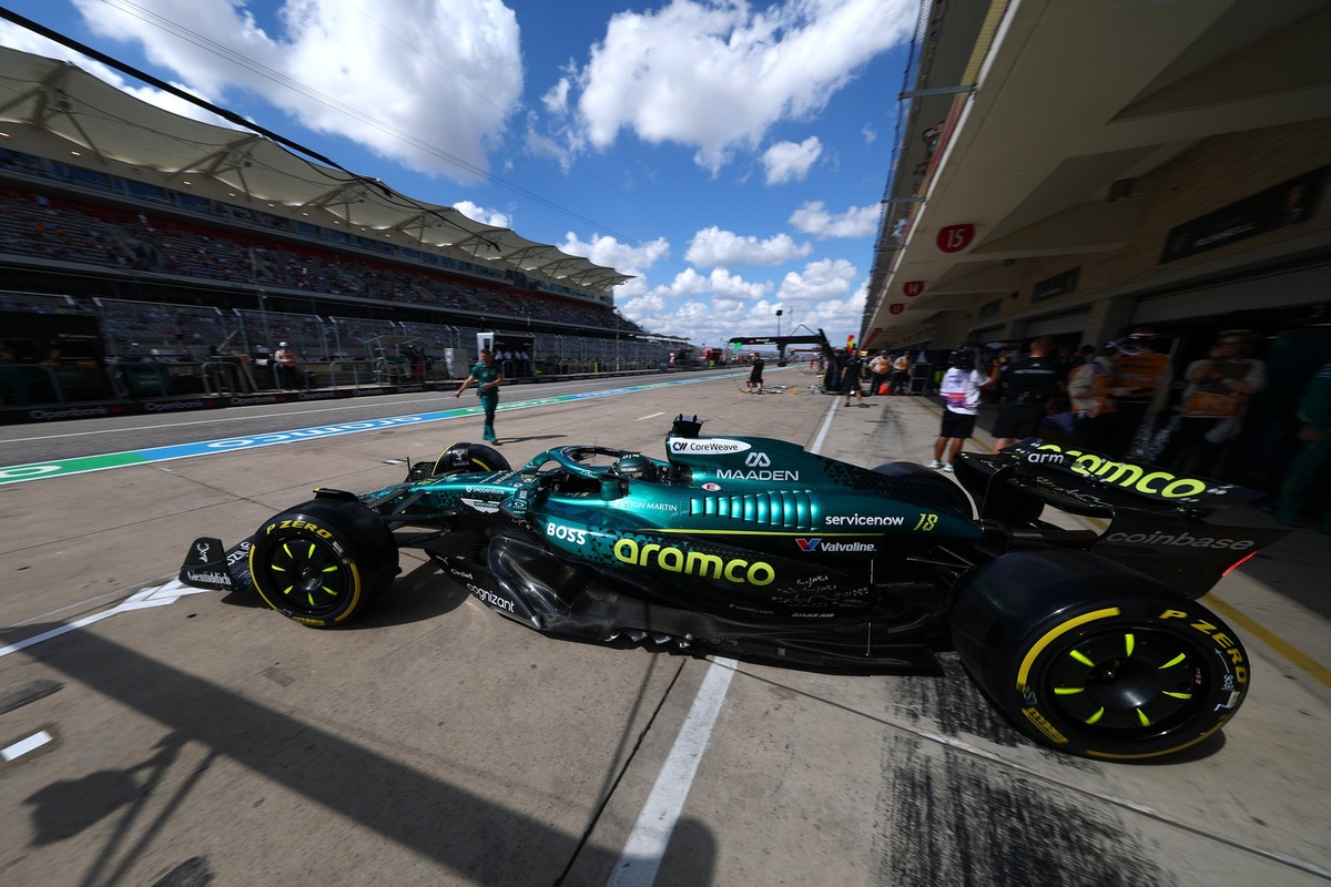 Aston Martin accepts procedural F1 cost cap breach over delayed signature