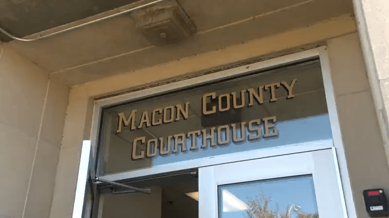 Man accused of threatening contractor with gun in Macon Co. pleads not ...