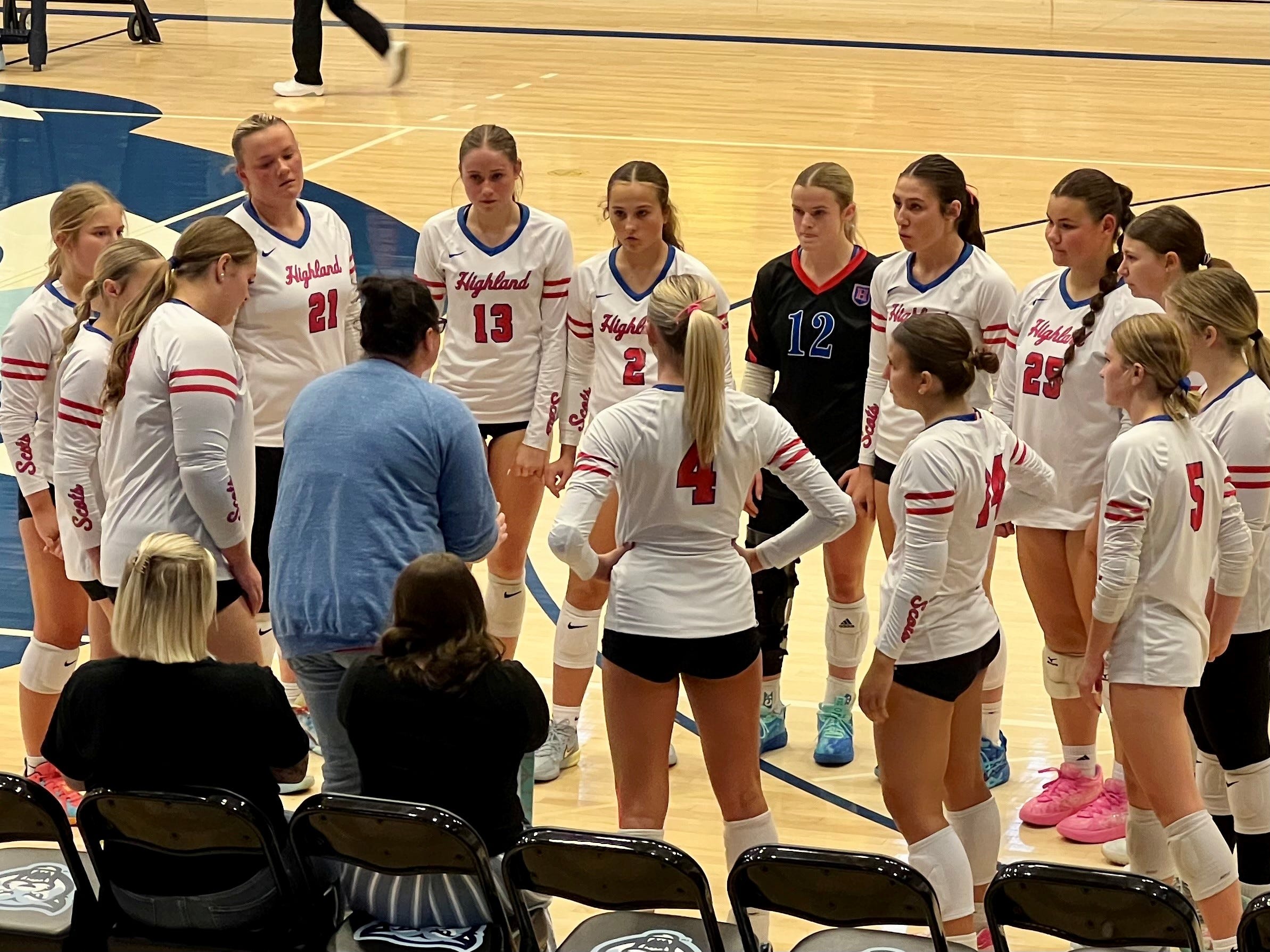 Highland volleyball kept two streaks alive, missed on its district ...