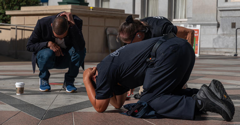 Series of small earthquakes strike Woodside area