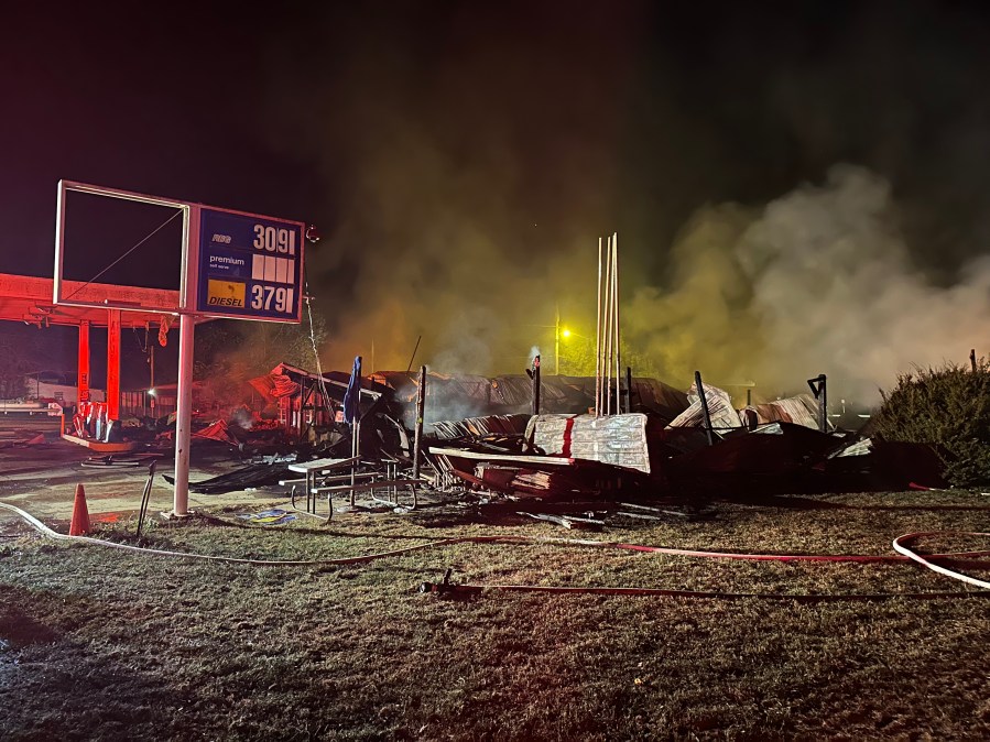Fire at Meigs County business spreads to four homes