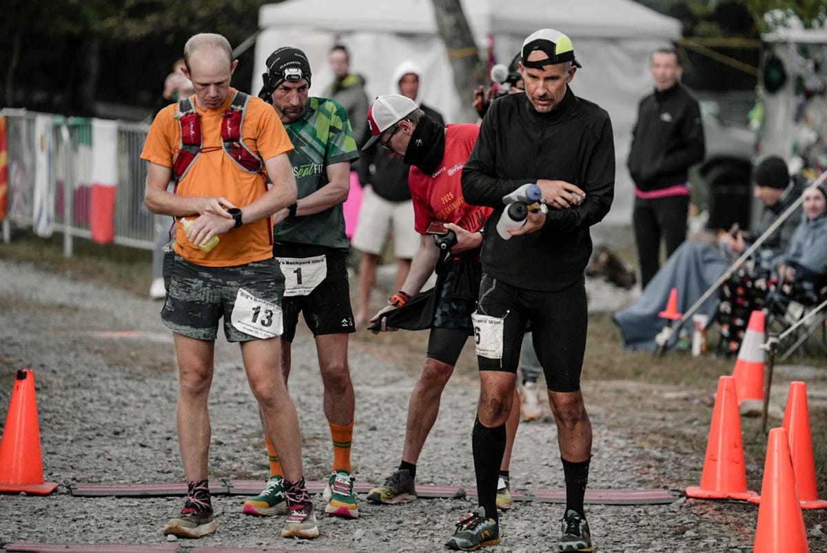 Sarah Perry Ran 95 Laps and 395 Miles to Break the Women’s World Record ...