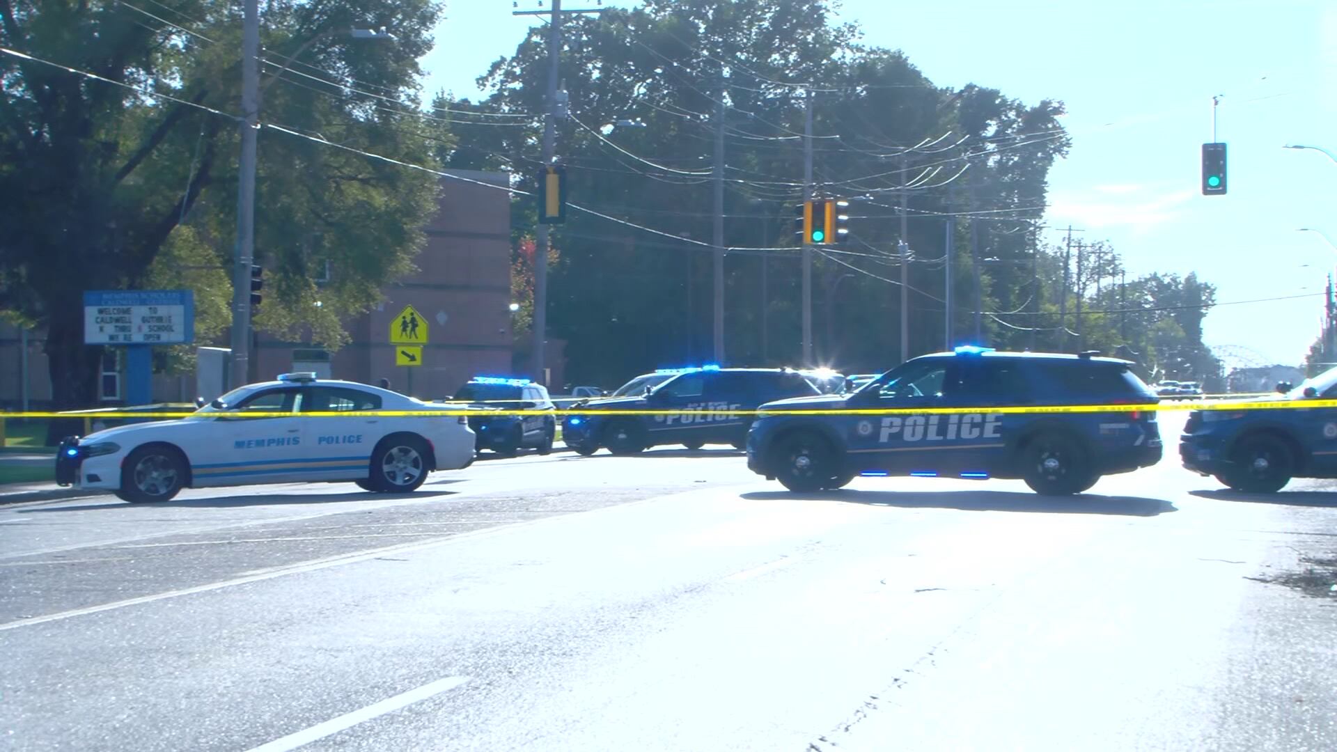 Shooting injures 2 men outside North Memphis elementary school