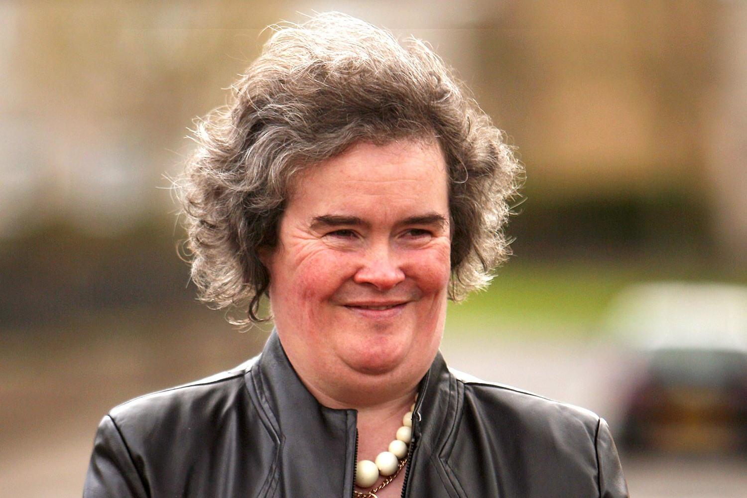 Scottish Singer Susan Boyle Debuts Chic New Blond Look. See the Pic