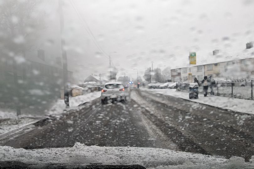 Ireland weather: Expert issues gloomy update on 'nasty' storm set to ...