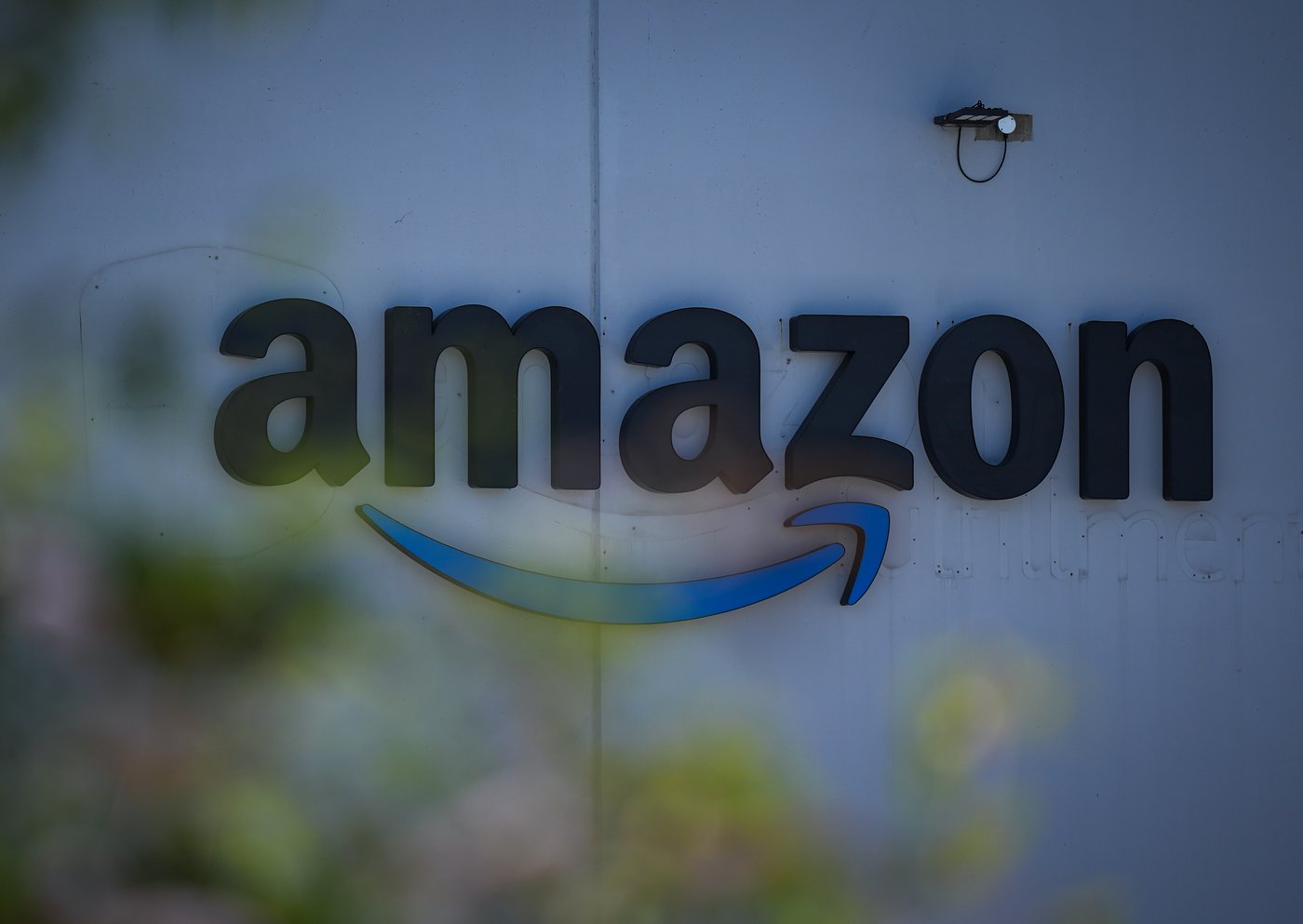 Union at online retailer Amazon to start bargaining for workers at B.C ...