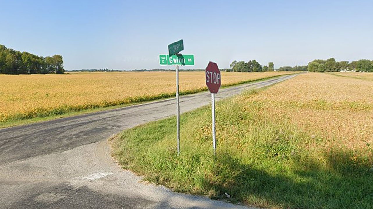 16-year-old girl dies after SUV hits tree in rural Arcadia