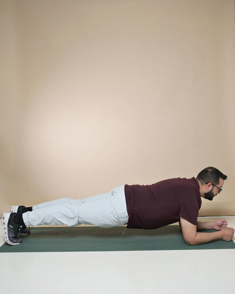 Ditch Standard Crunches and Try This 1 Variation For a Better Core Workout