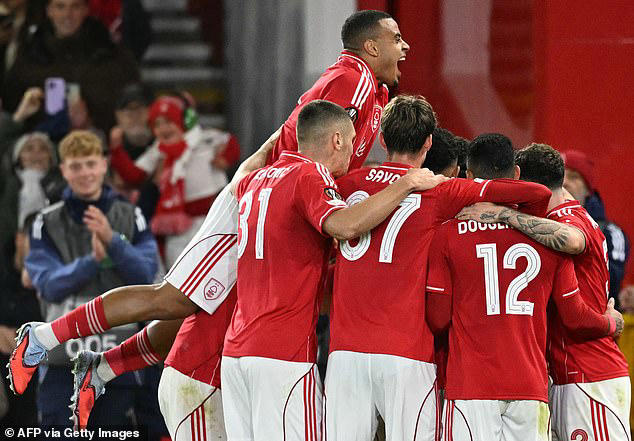 Sean Dyche barely flinched as Nottingham Forest toppled Porto 2-0 in ...