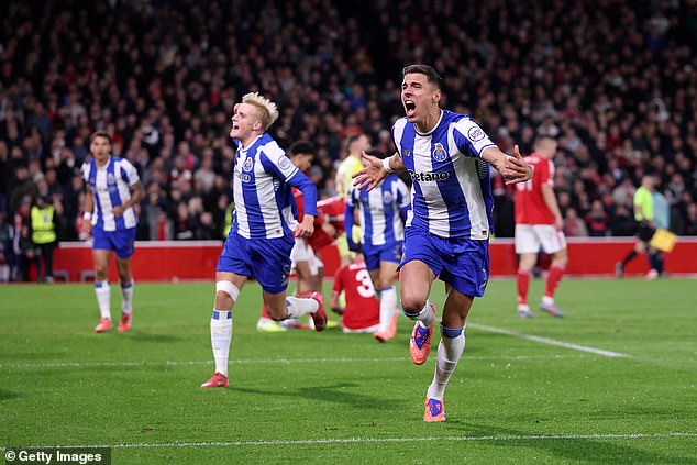 Sean Dyche barely flinched as Nottingham Forest toppled Porto 2-0 in ...