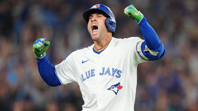 Rogers hosting Blue Jays watch parties for Games 3 and 4 of World Series