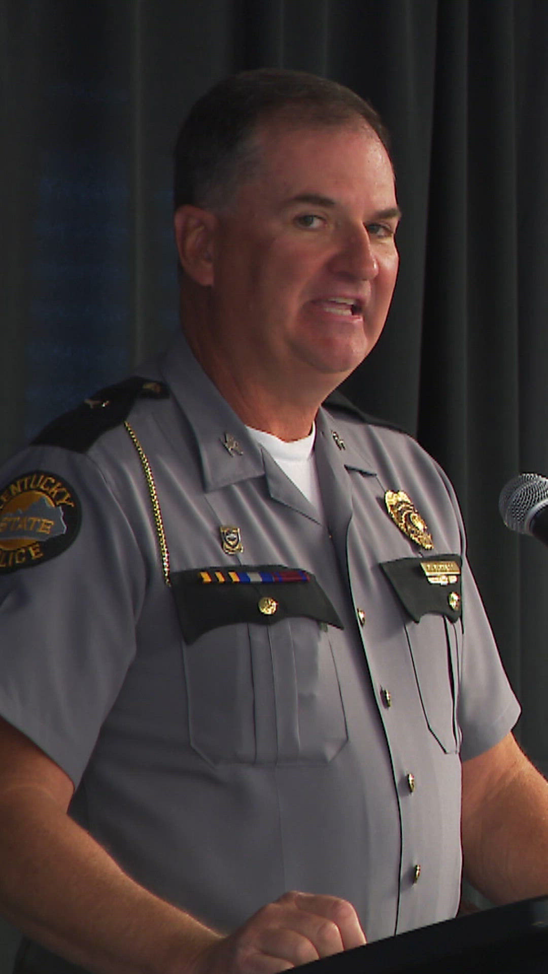 Heroes rush to save Kentucky State Trooper after shooting near Lexington