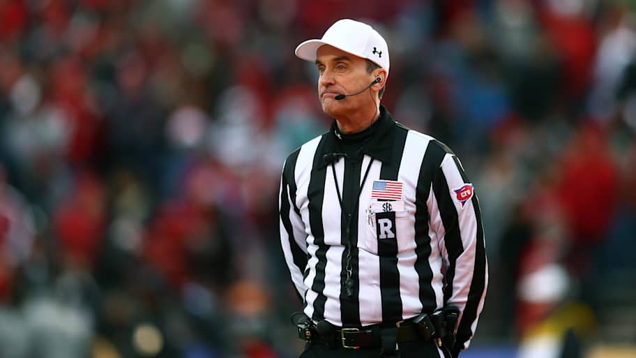 SEC Suspends Longtime Referee Over Poor Performance in Georgia-Auburn Game