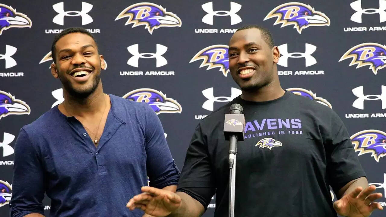 Jon Jones breaks silence with heartbreaking tribute after NFL star ...