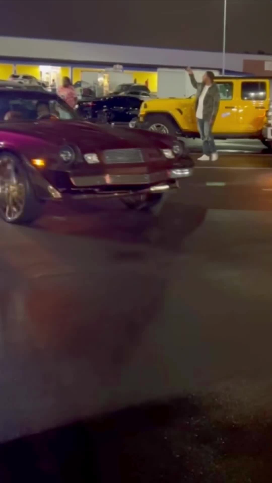 Z28 Camaro on 24’s Ridin Thru