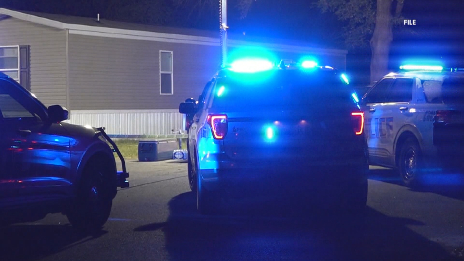 Man barricaded in home after taking woman hostage, Houston County ...