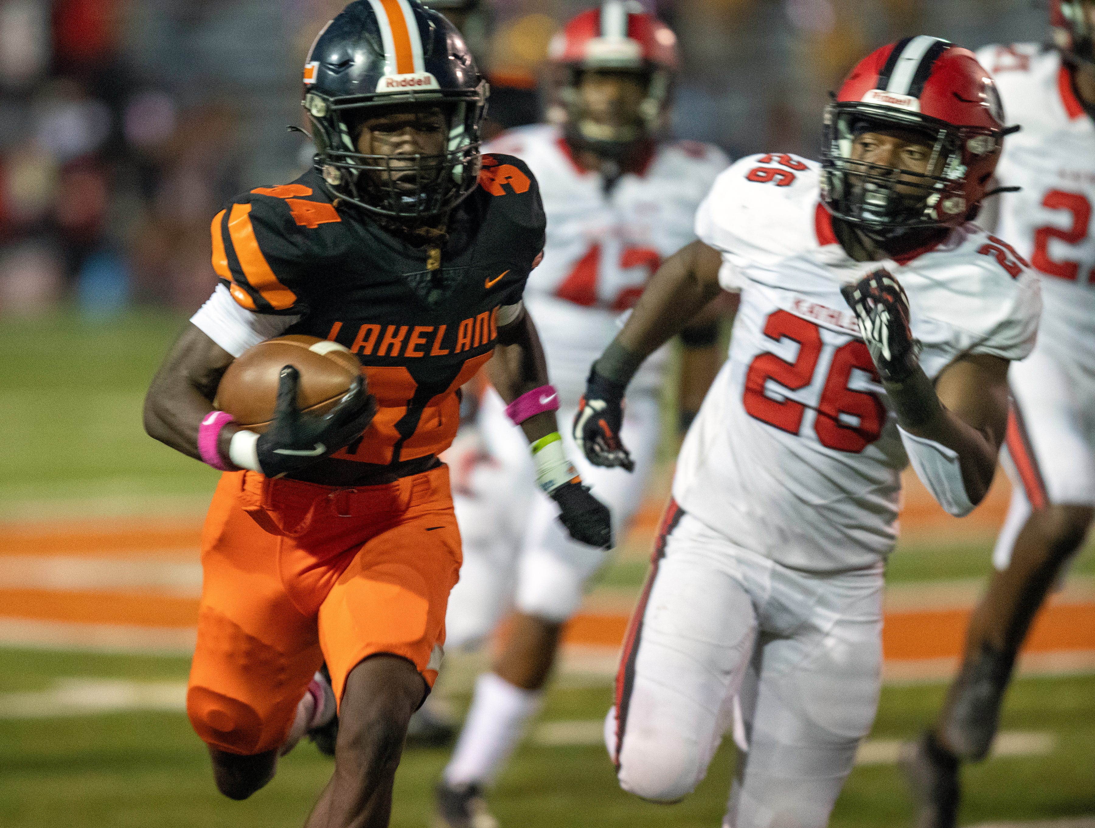 Lakeland football beats Kathleen as Dreadnaughts look ahead to playoffs