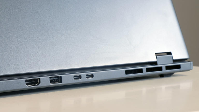 MSI Prestige 16 AI Evo review: Power and longevity show its versatility