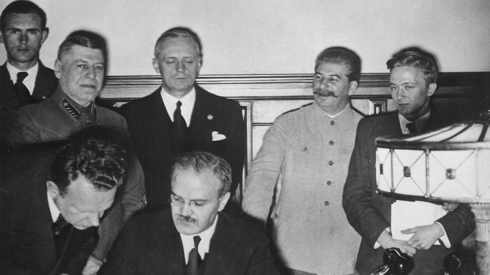 What if the Spanish Fascists Lost the Civil War