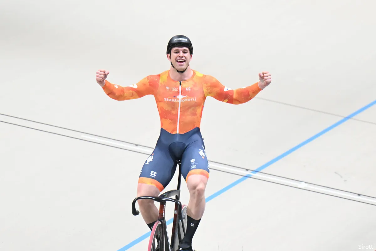 Harrie Lavreysen flirts with danger in qualifying, then takes down ...