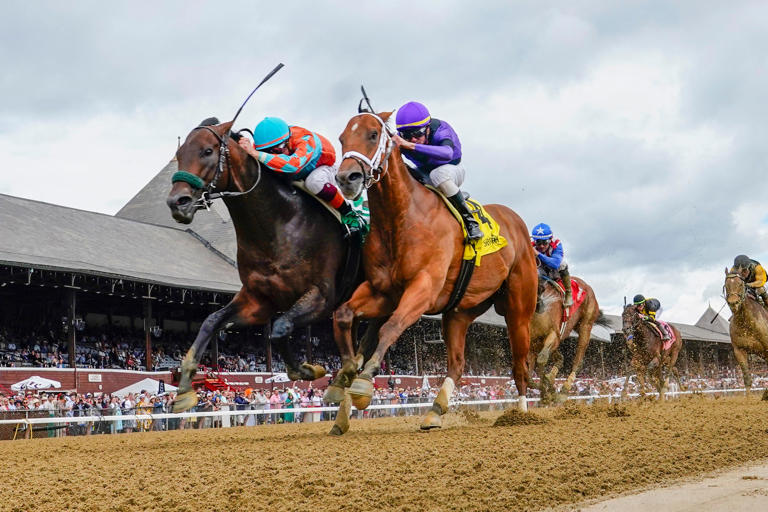 These 7 small towns have some of NY’s best craft beer scenes. See the list