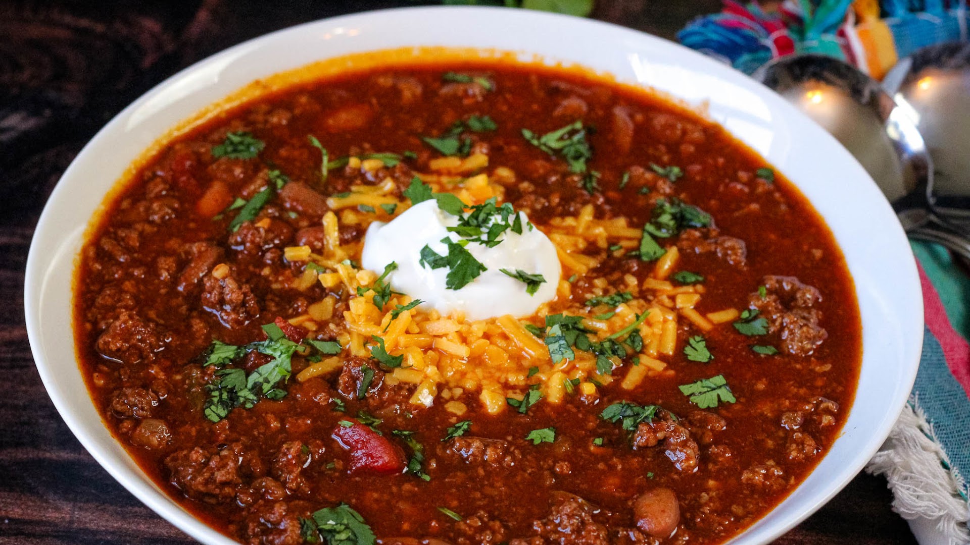 These crowd-pleasing chili recipes will feed your whole team - and the ...