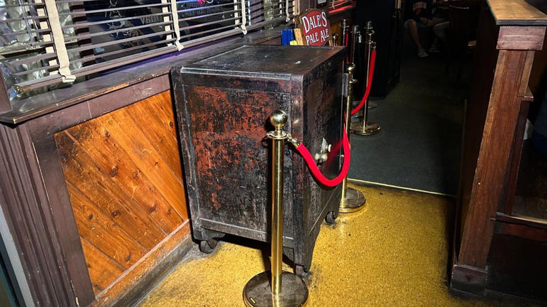 Community gathers to open decades-old mystery safe