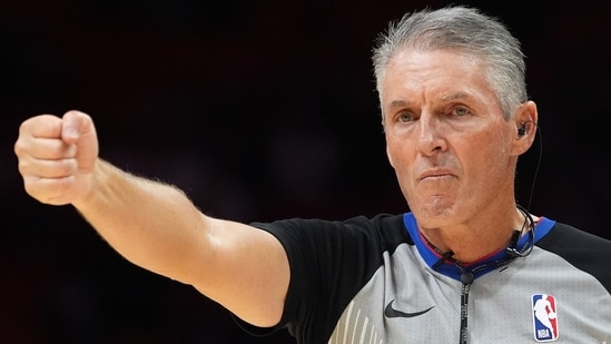 Who is Scott Foster? 30-year NBA referee who was involved in 2007 match ...