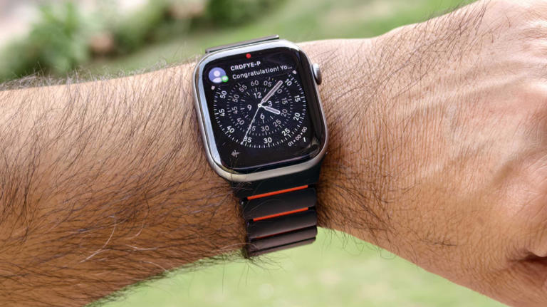My search for the ultimate Apple Watch band is over: This one checks ...