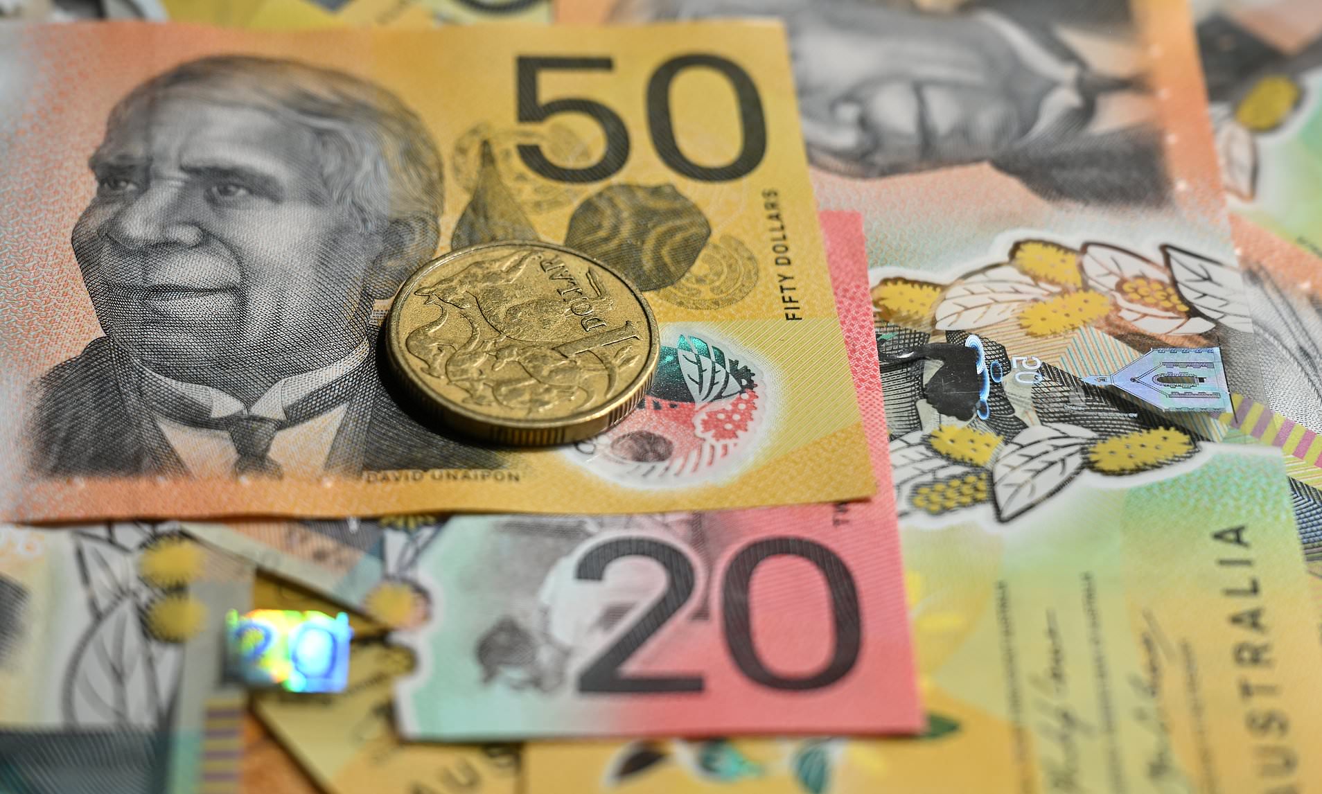 Warning that ATMs could run dry of cash in Australia this weekend: Here ...