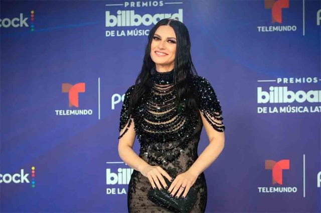 Laura Pausini premiata con l’Icon Award ai Billboard Latin Music Awards ...