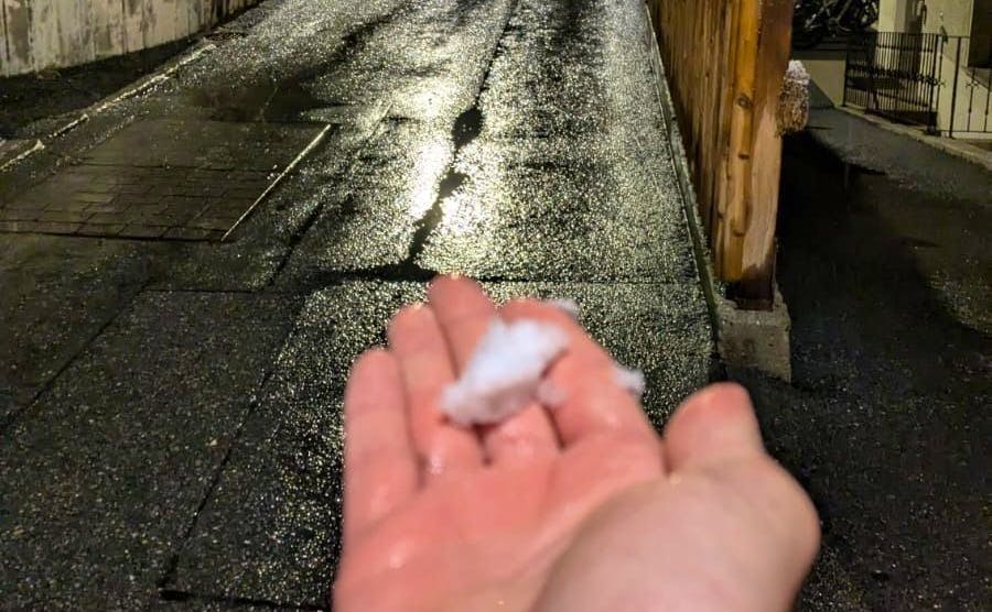 Après la tempête, la neige: plusieurs cols fermés