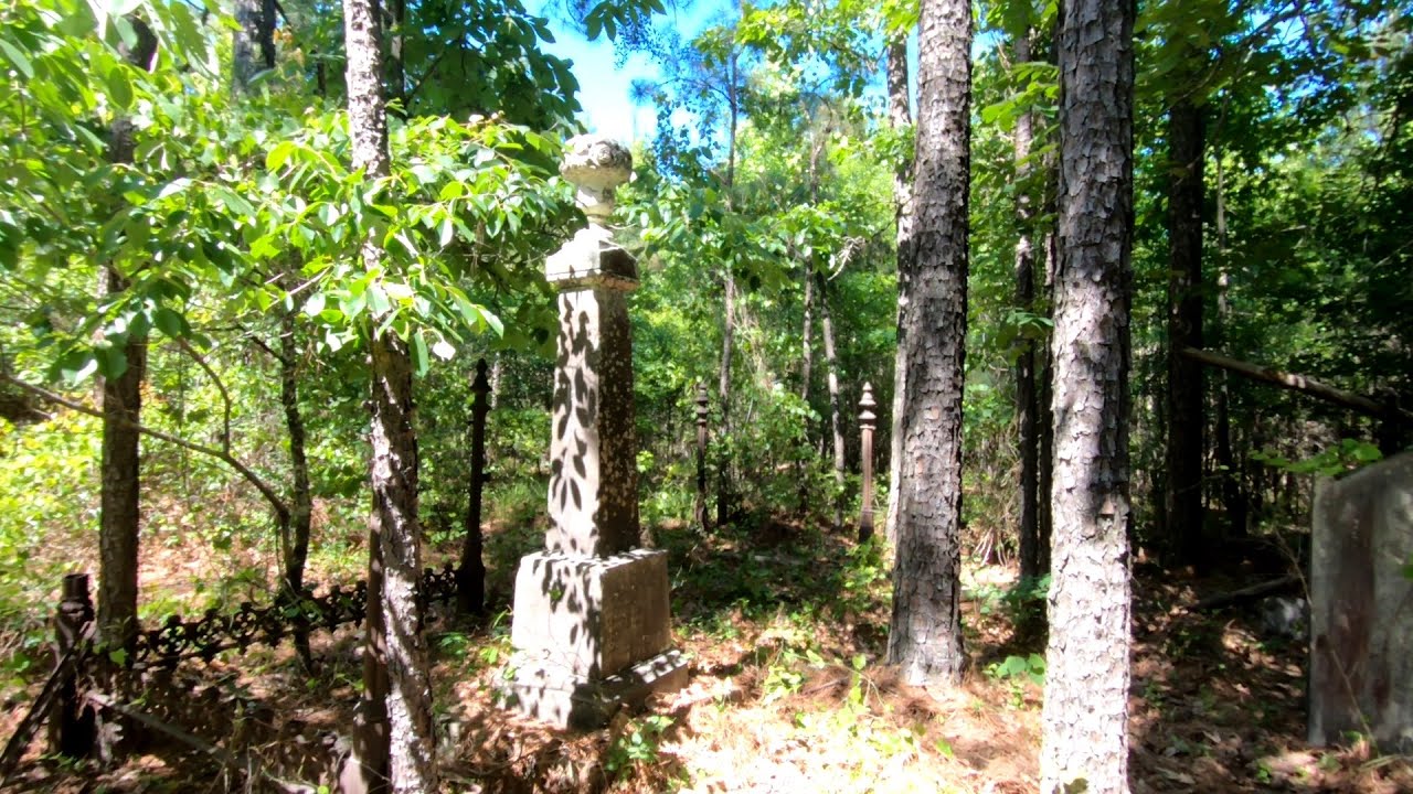How the Shadows of a Slave Cemetery Still Haunt Us Today