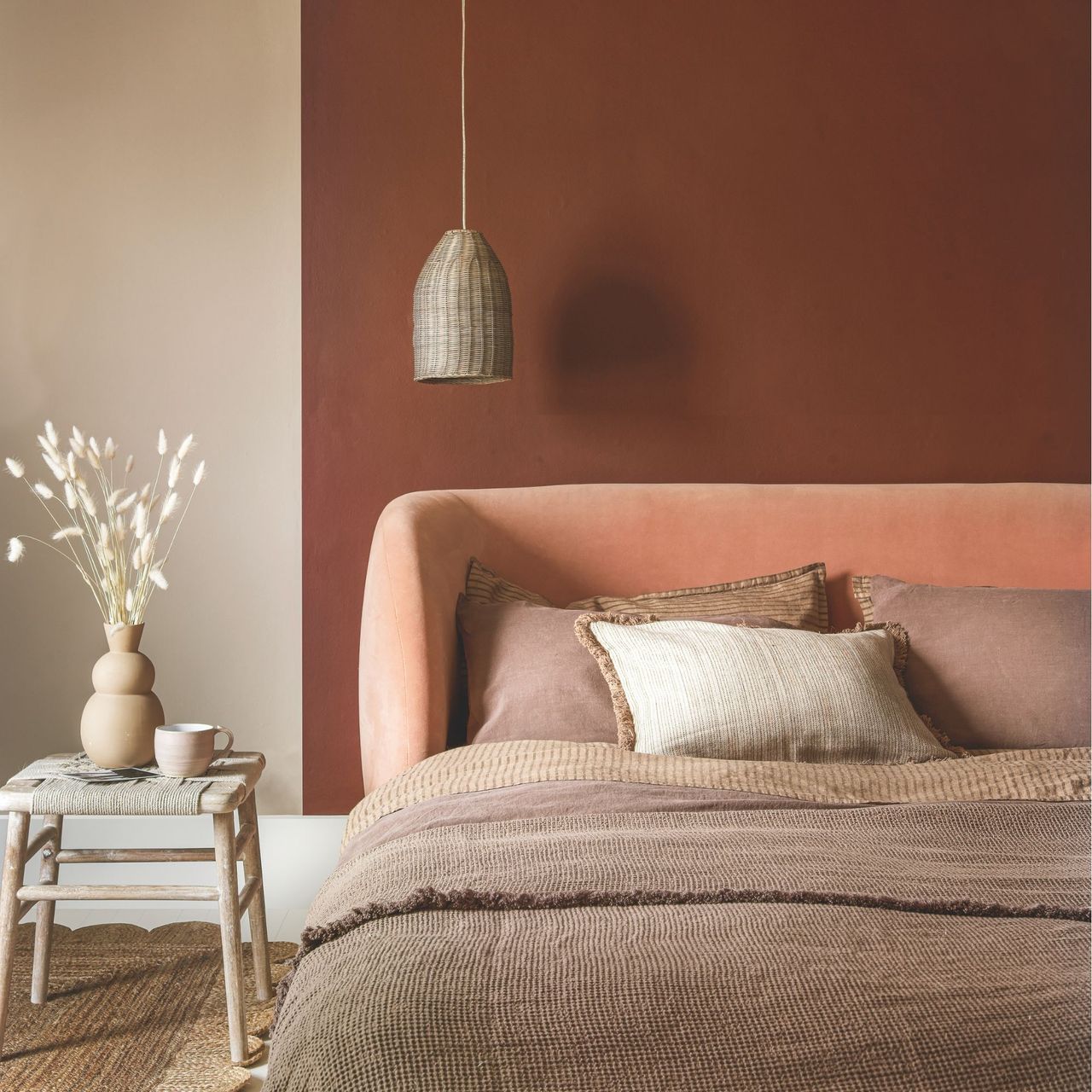 The modern luxe trend is guaranteed to turn your bedroom into a cosy ...