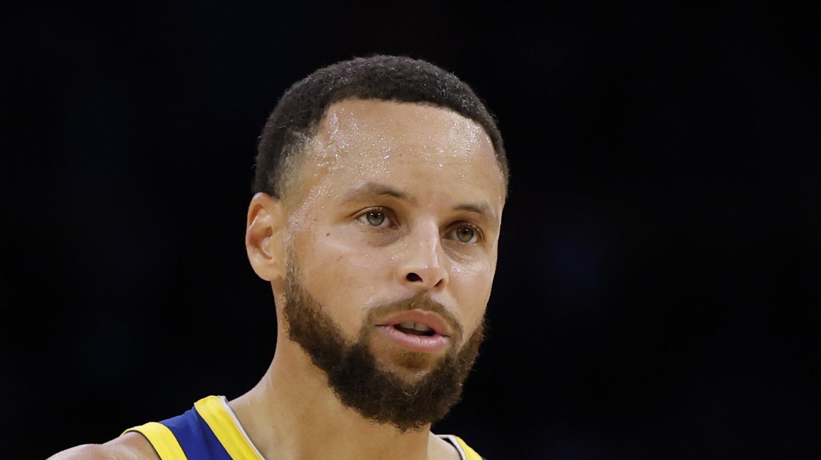 Warriors Star Steph Curry Turned Heads With His Orlando Arrival