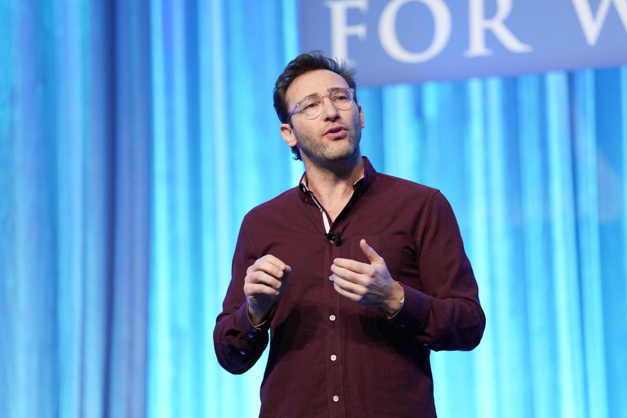 Simon Sinek says the most successful people in the world ‘hit zero’ or ...