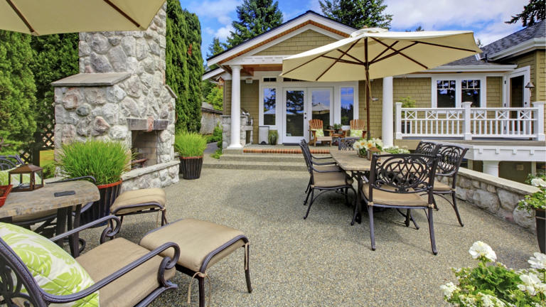7 yard add-ons that could knock $15,000 off your home value