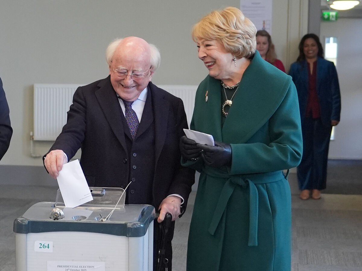 Race to the Áras: Candidates cast votes as polling stations open in ...
