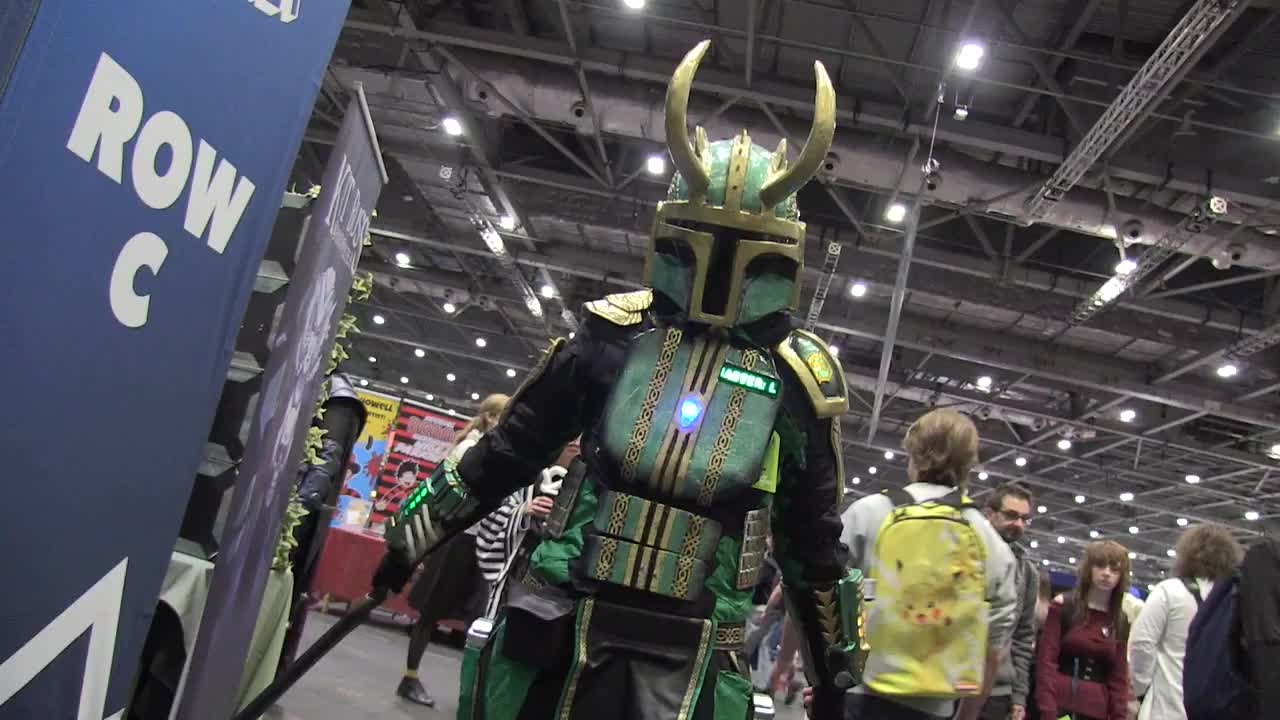 Thousands dress in awesome costumes for MCM Comic Con London, largest ...