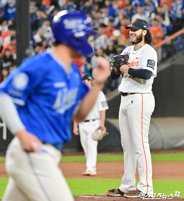 '가을 김영웅은 배리 본즈급?' 스트레이트 볼넷→자동 고의4구…천하의 폰세도 철저히 피한다 [PO5 라이브]
