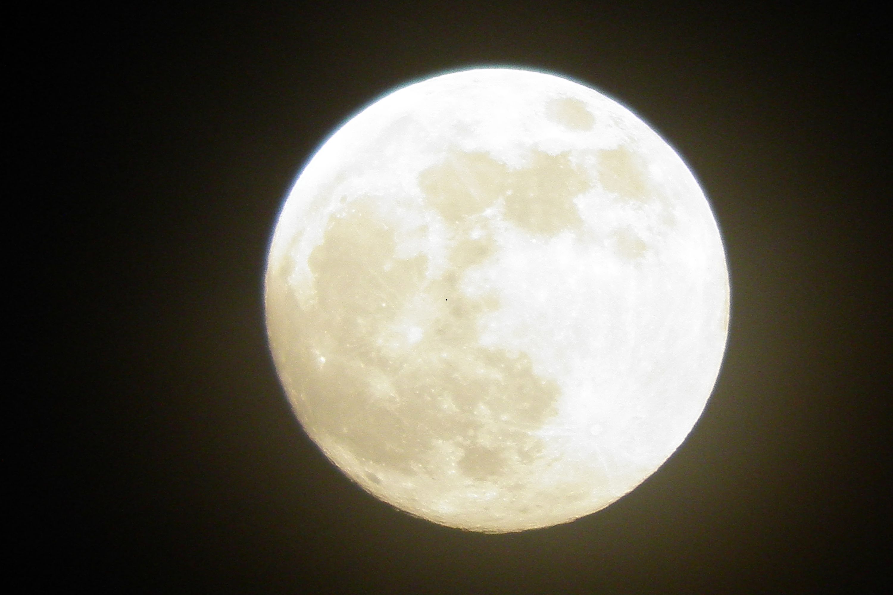 November Supermoon 2025: Here's how to see the Beaver Full Moon and how ...